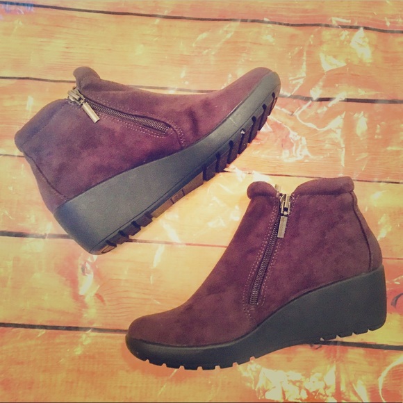 Basic Editions | Shoes | Like New Faux Suede Brown Wedge Ankle Booties ...